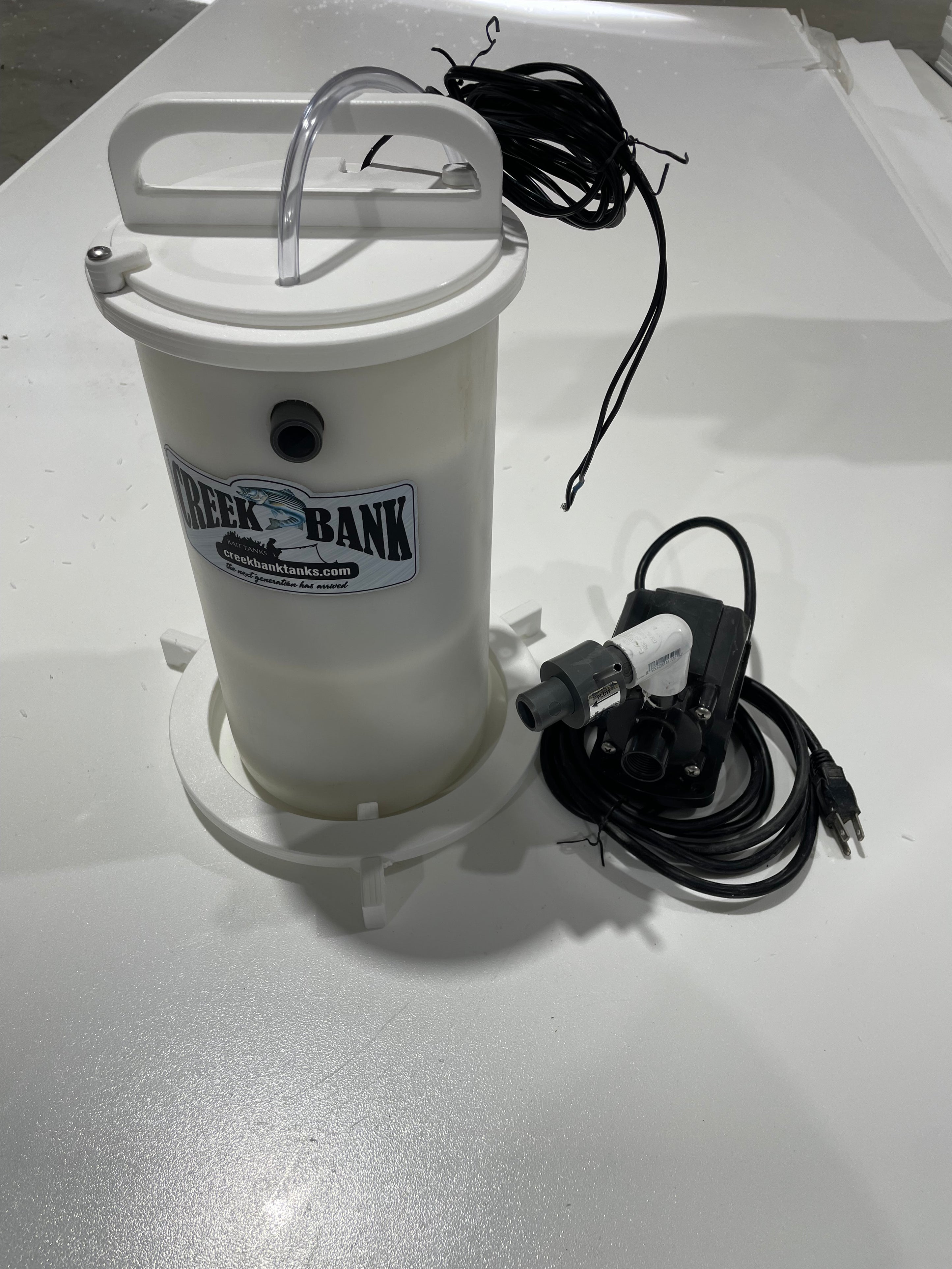 Shad Spa 2 -- Filter/aeration tube – Creek Bank Tanks LLC