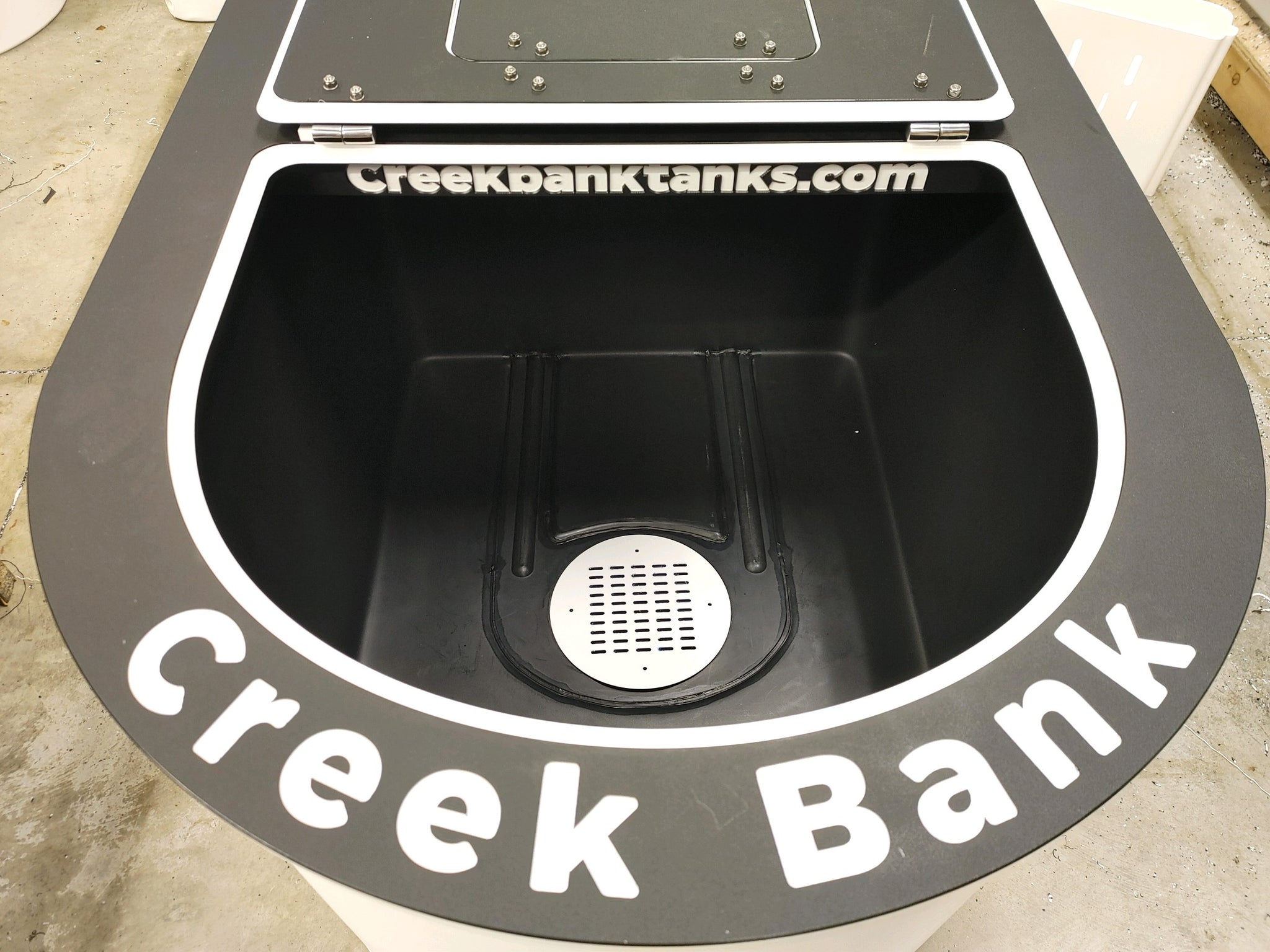 75 Gallon Pro Series – Creek Bank Tanks LLC